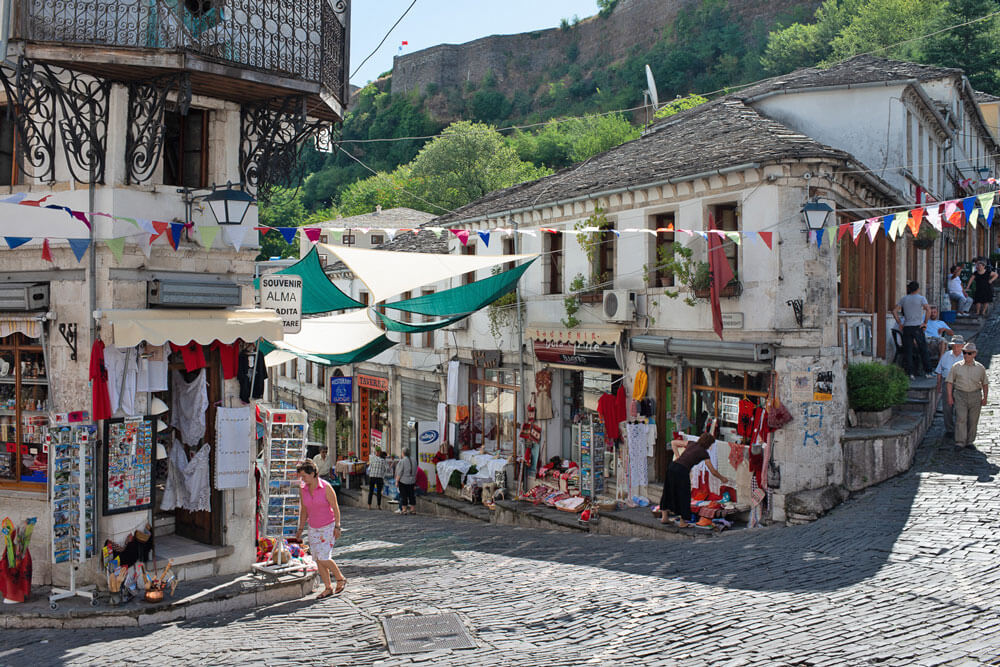 GJIROKASTRA, EEN VREEMD MOOI DORP | Travelling Albania